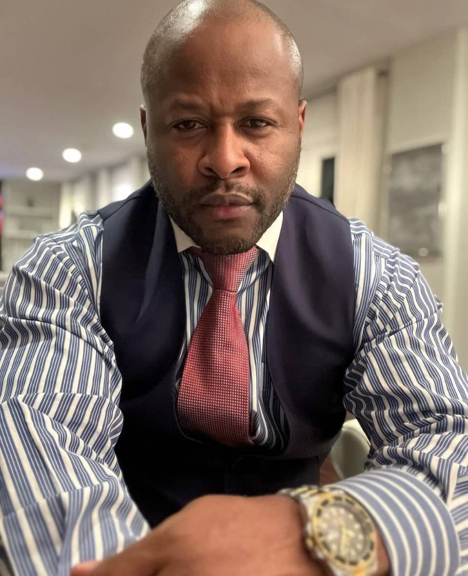 About - Derrick Foreman